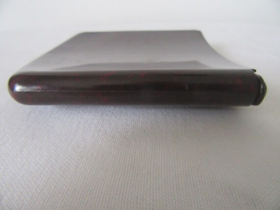 Curved bakelite cigarette case,holder.Slide opener.De… - Gem