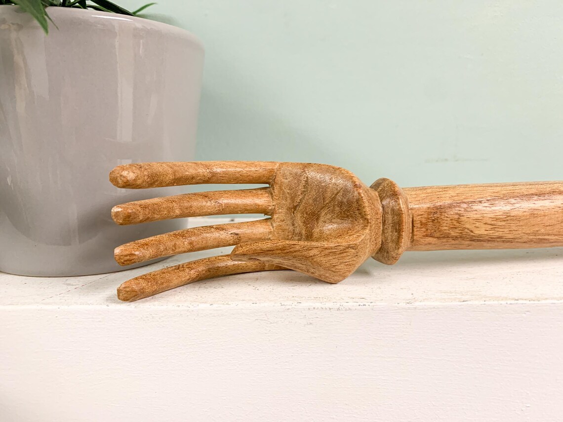 Wooden Hand Back Scratcher Brown or Natural Fair Trade Wooden Carvings ...
