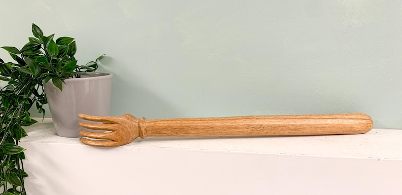 Wooden Hand Back Scratcher Brown or Natural Fair Trade Wooden Carvings ...