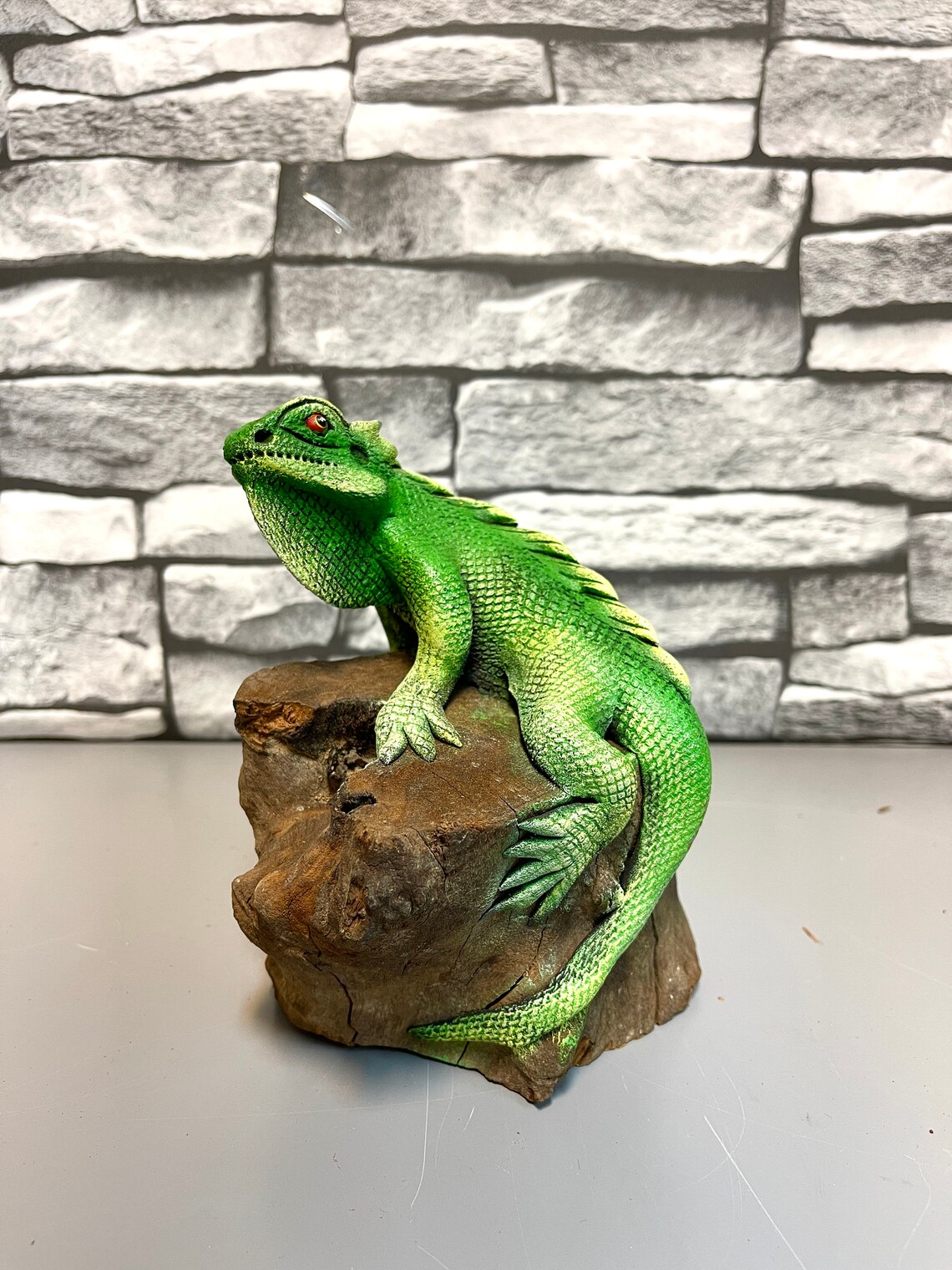 Iguana Statue Sculpture Ornament Figure on Wood Fair Trade Home Decor ...