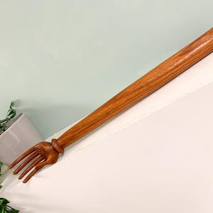 Wooden Hand Back Scratcher Brown or Natural Fair Trade Wooden Carvings ...