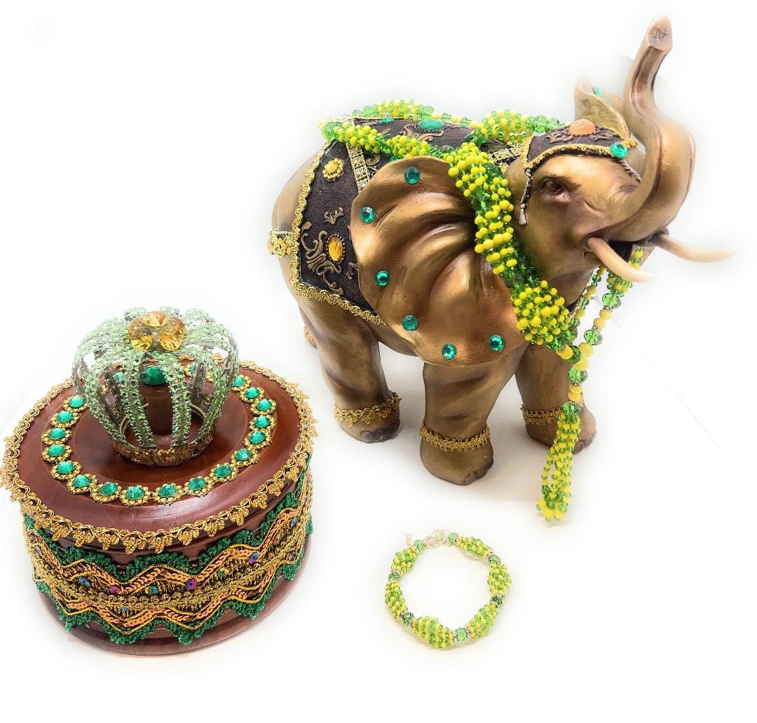 ORULA - Santeria Decorated Orula Set With Kofa, Crown, Elephant and ...