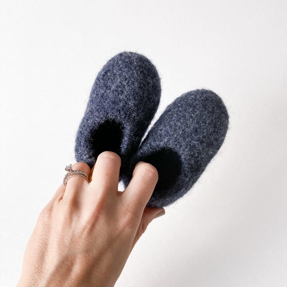 Navy Baby Booties Felt Baby Shoes Handmade Baby Gift Wool - Etsy
