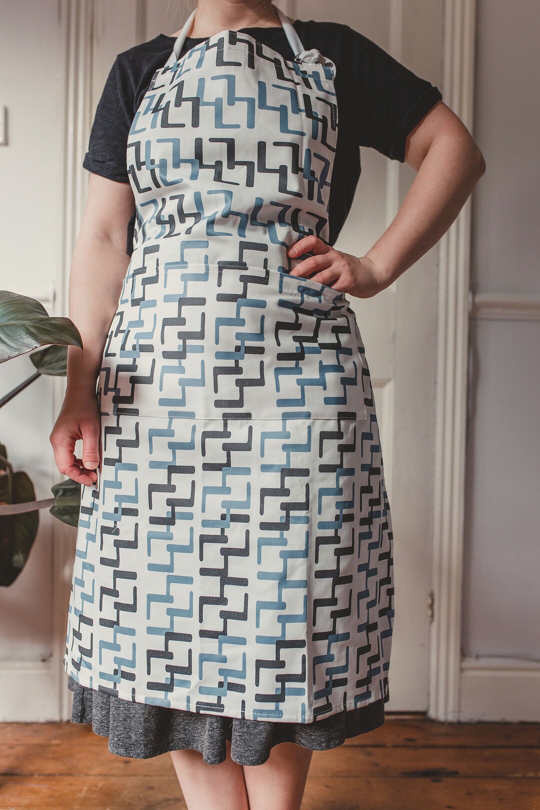 CUTE APRON, COOKING Apron, Cotton Adire Blue Design Cooking Large Chef ...