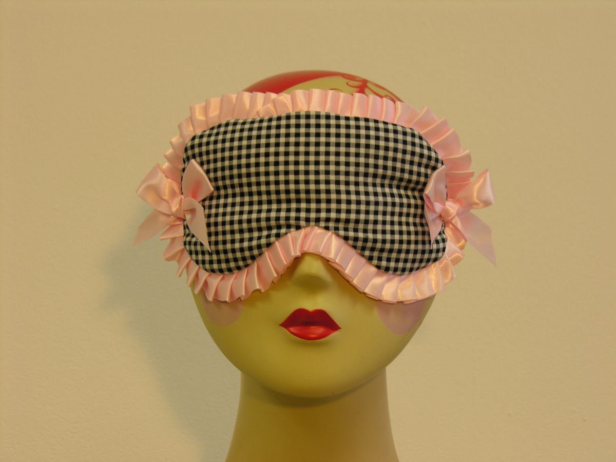 Ruffles Black Mask - Etsy