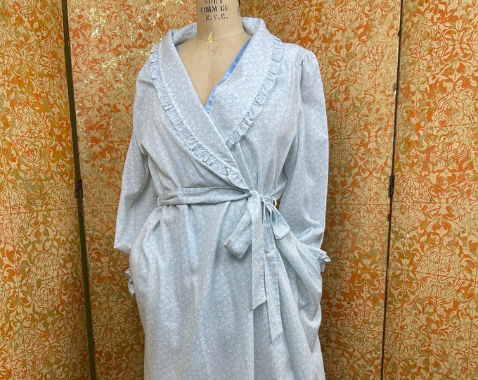 Vintage Dressing Gown Blue Floral Robe Daisy Print Cotton Robe 40s ...