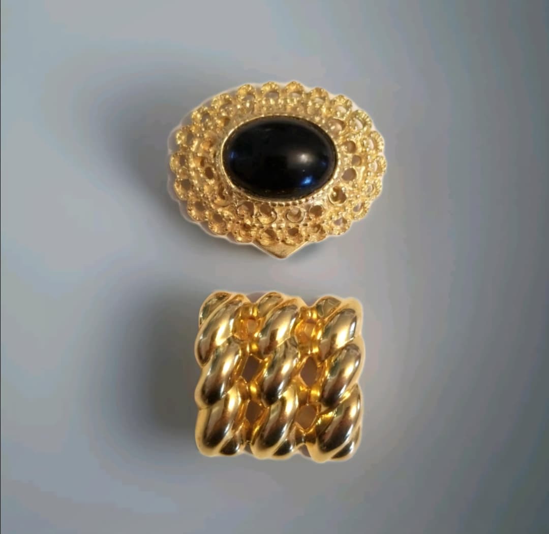 Vintage 1980s Gold Scarf Clip: Oval Black Stone or Rope Style - Etsy