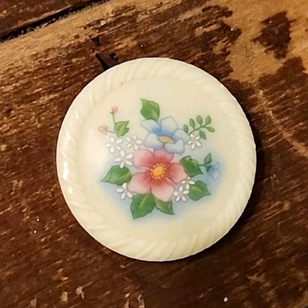 Vintage Avon Flower Brooch Pin 1984 Signed Boho Shabby Chic Twee Dainty ...