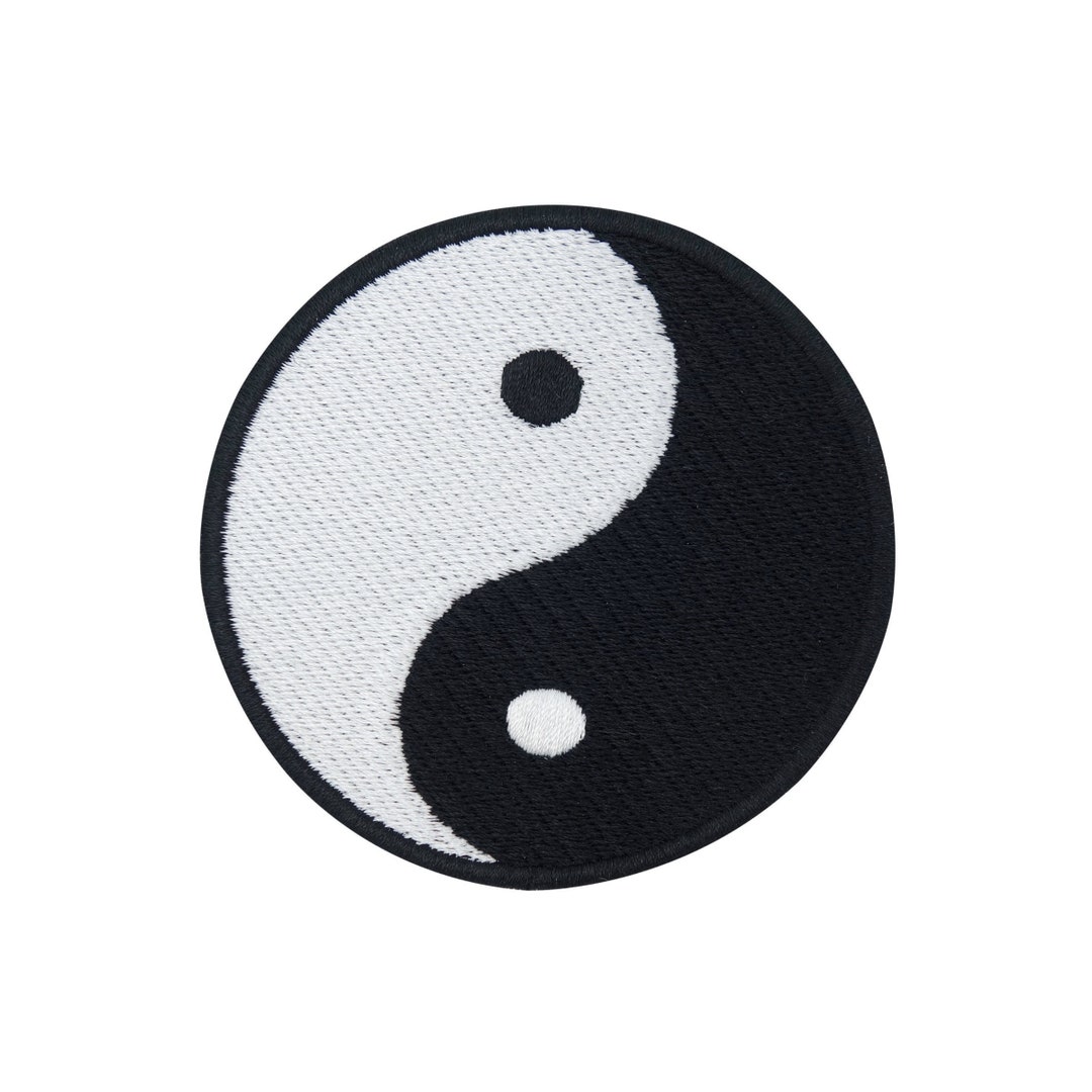 Yin and Yang Iron-on Patch | Black and White Yoga, Chain Zen Feng Shui ...