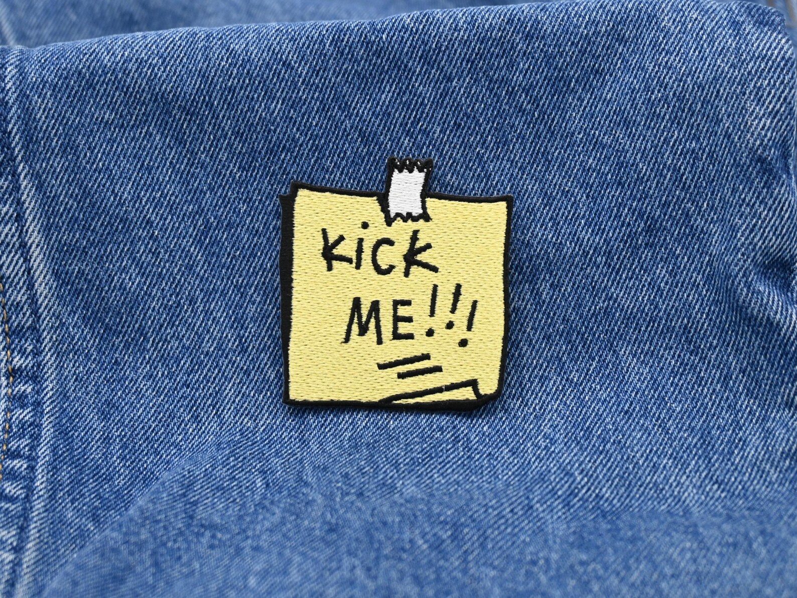Iron-on Patch - Kick Me Note | Funny Patches, Biker Iron-on Patch ...