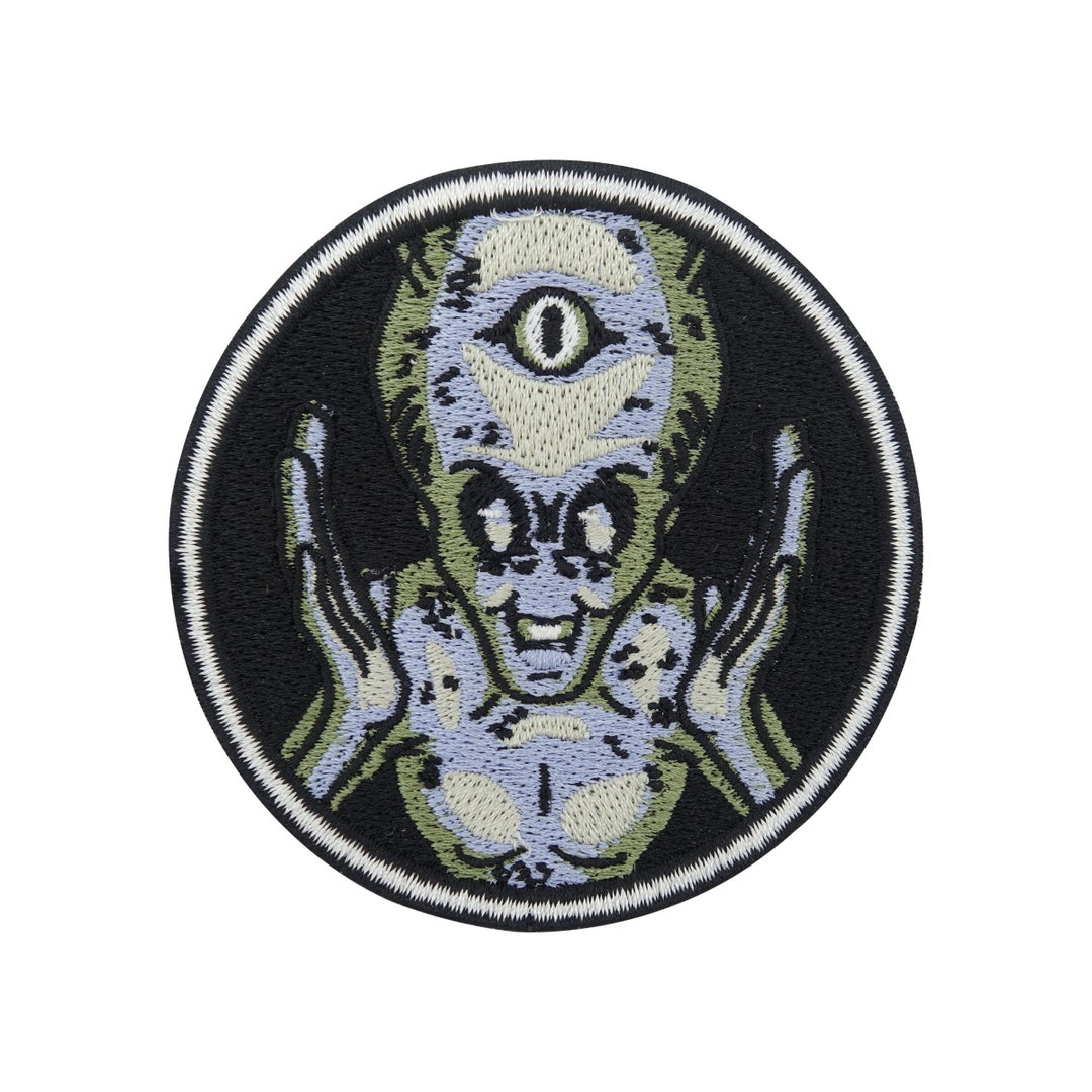Iron-on Patch All Seeing Alien | UFO Patches, Space Iron-on Patch, Space Patches, Mars Moon ...