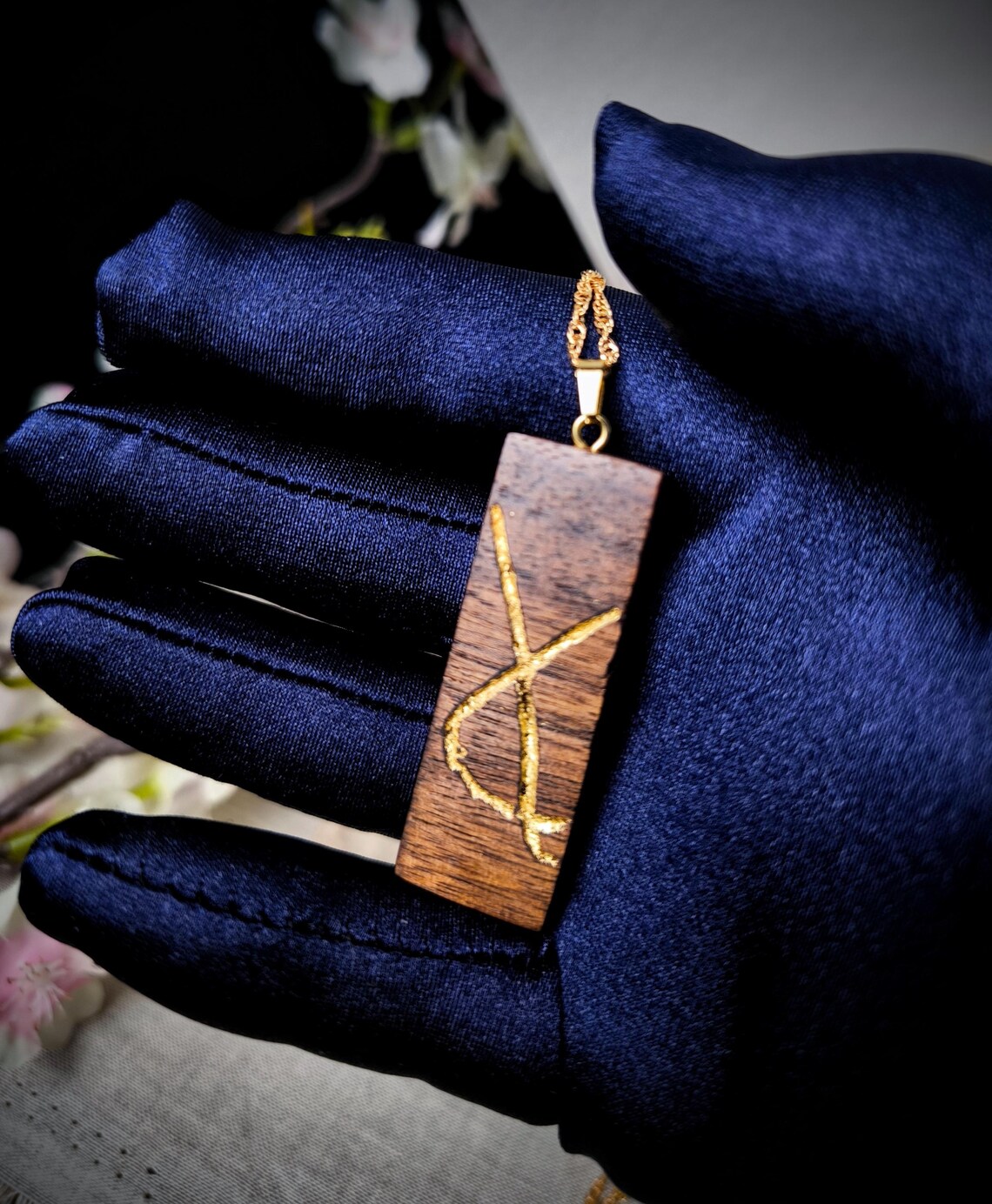Unique Kintsugi Jewelry: Walnut Wood Pendant With Stunning 24k Gold ...