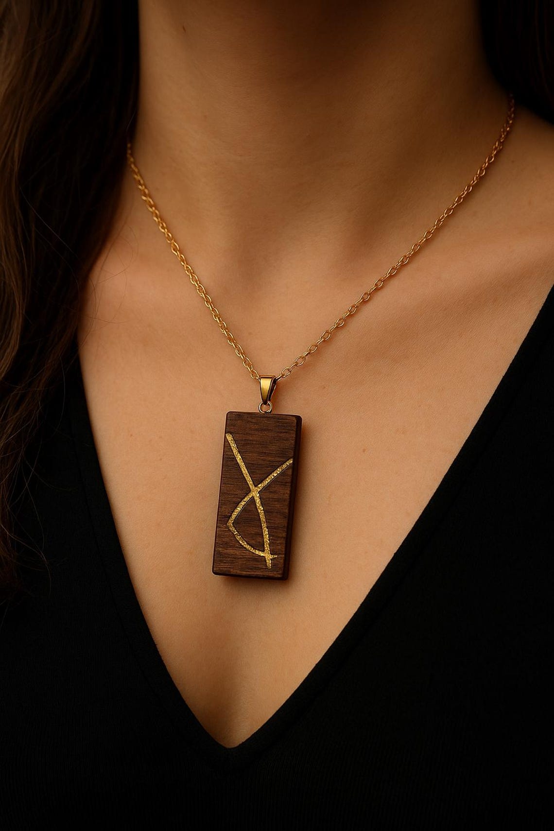 Unique Kintsugi Jewelry: Walnut Wood Pendant With Stunning 24k Gold ...