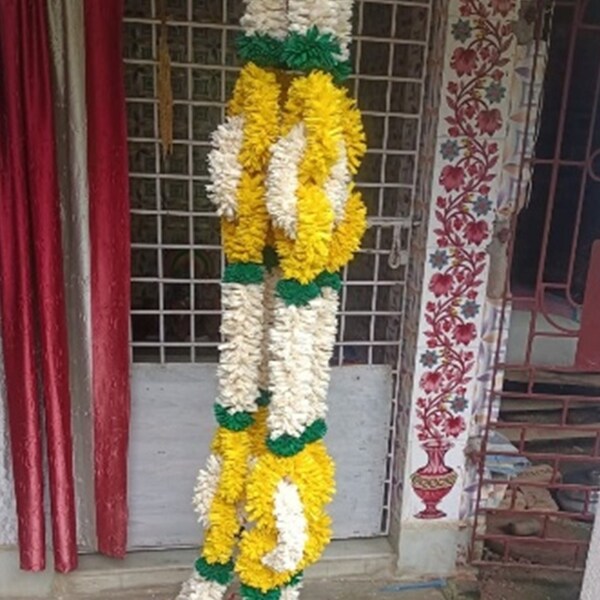 Solawood Flower Garland - Etsy