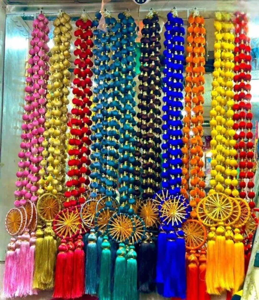 Decorative Ball Garlands 5ft Long With Tassels for Wedding Decoration ...