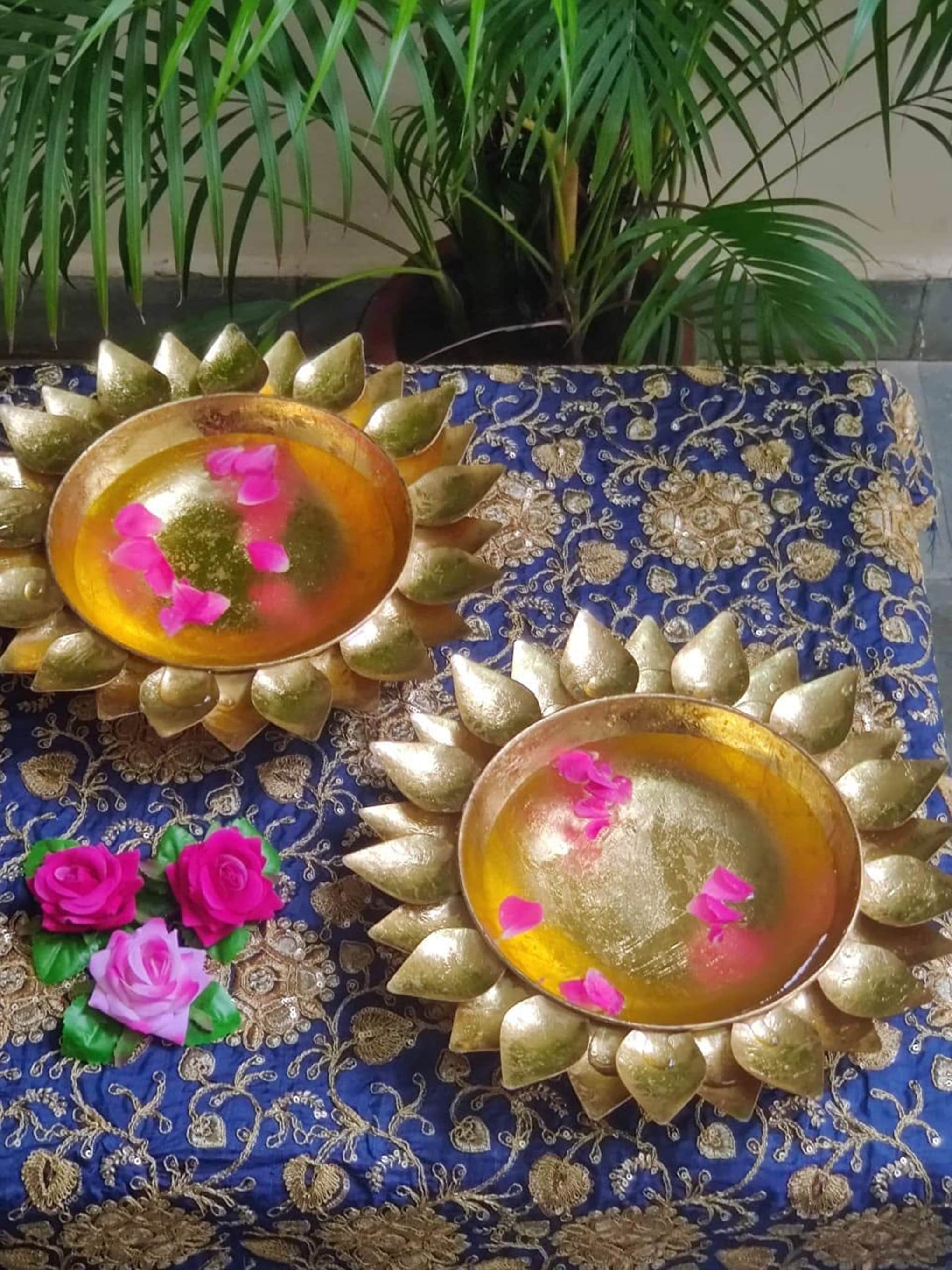 Brass Urli Traditional Bowl Centre Table Decor Brass Statue - Etsy