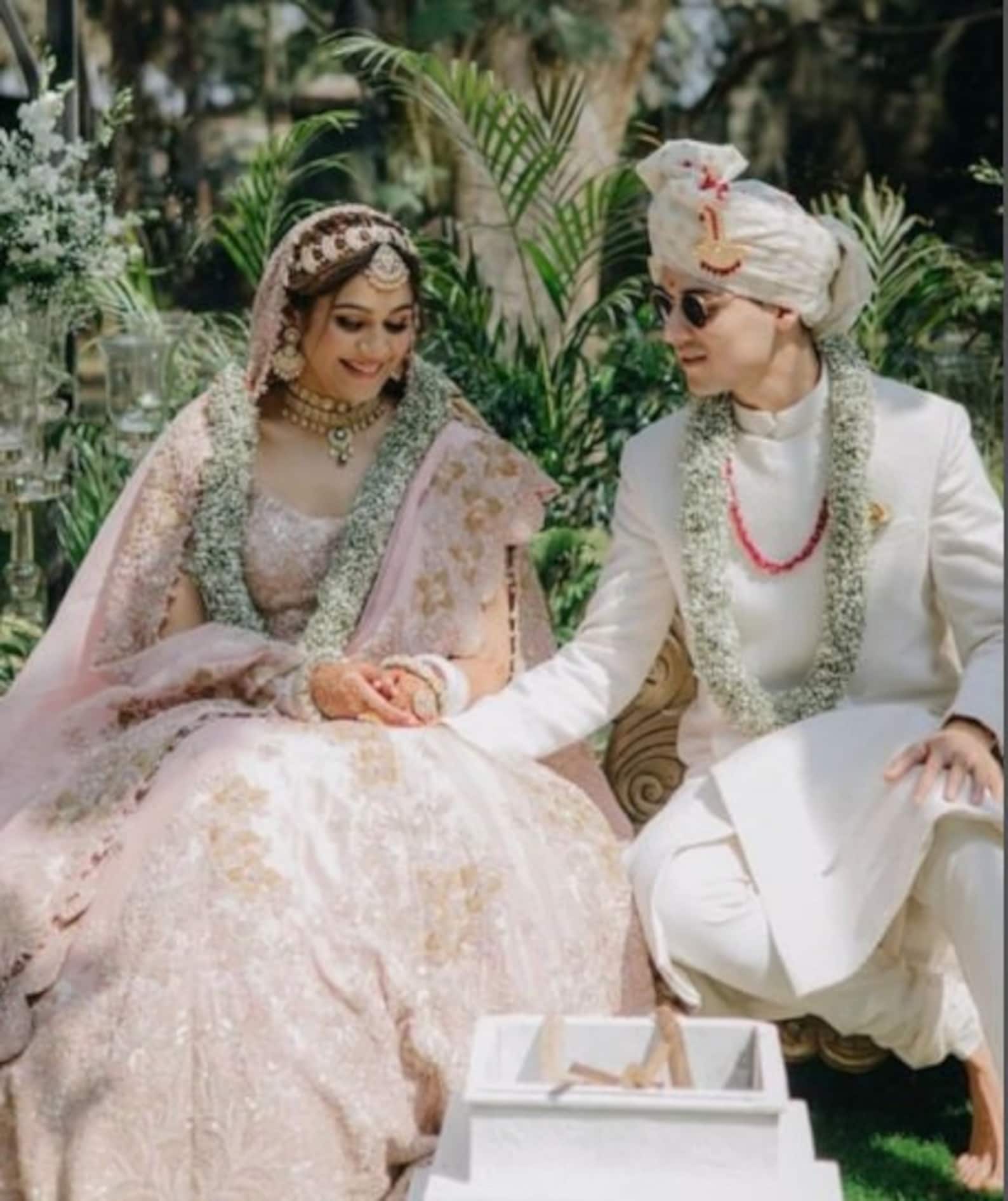 Wedding Garlands Flower Varmala Asain Wedding Garland, Wedding Mala ...