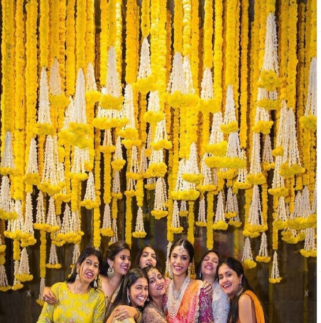 8ft Marigold Flower Garland With Lilliy Hangings for Indian - Etsy