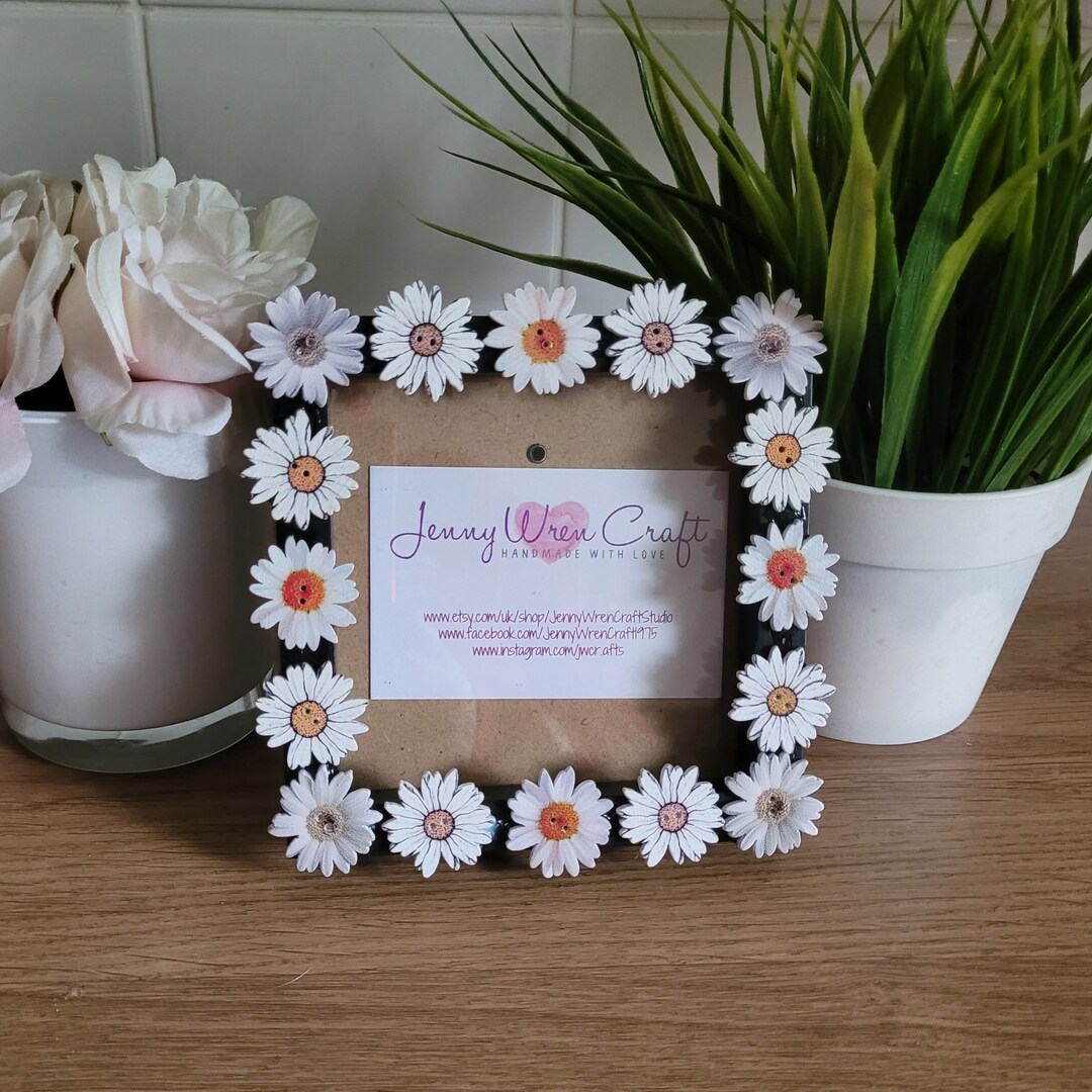 White Wooden Daisy Button Square Photo Frame 4 X 4 Inches - Etsy