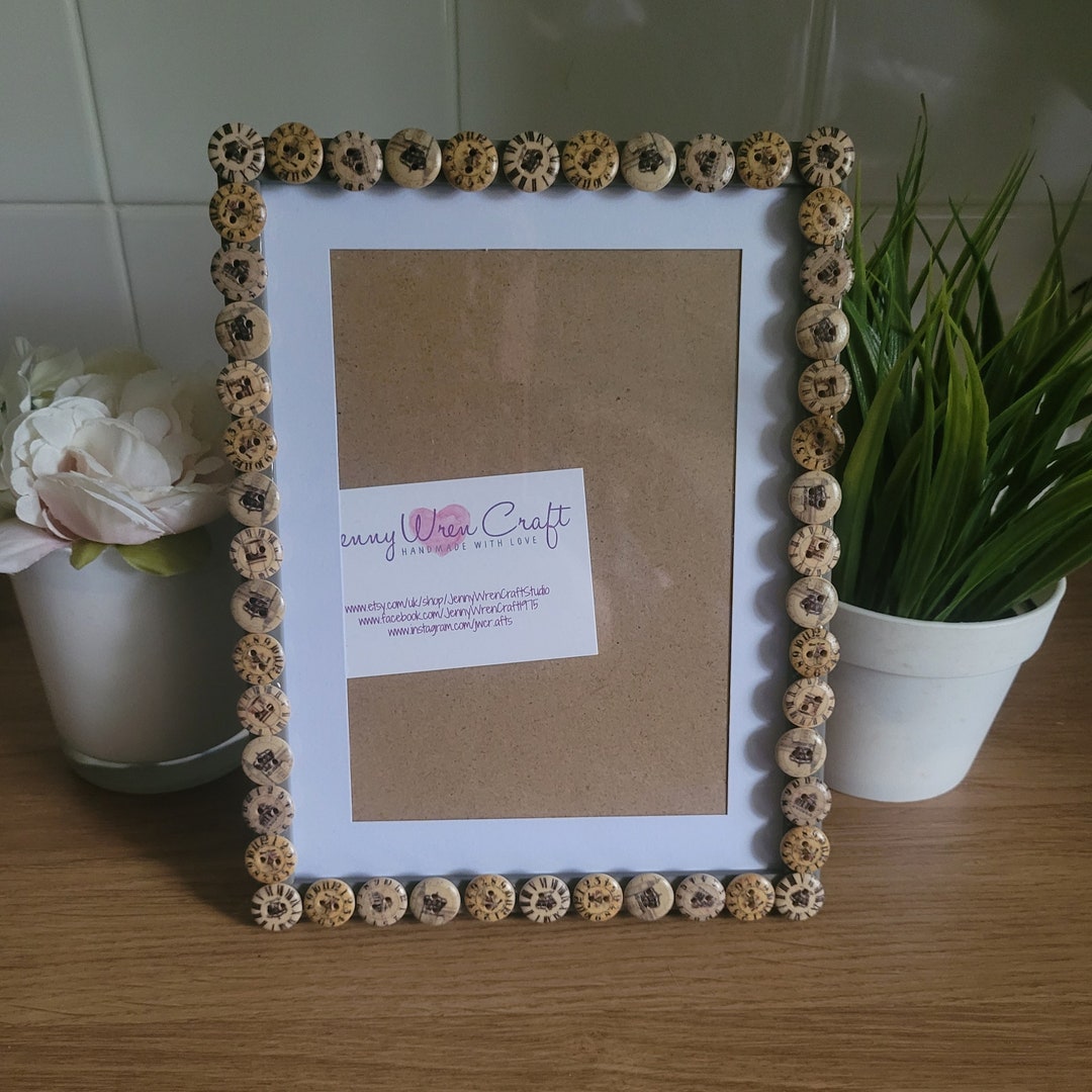 Wooden Patterned Clock Face Buttons Photo Frame 5 X 7 With Border, 6 X ...