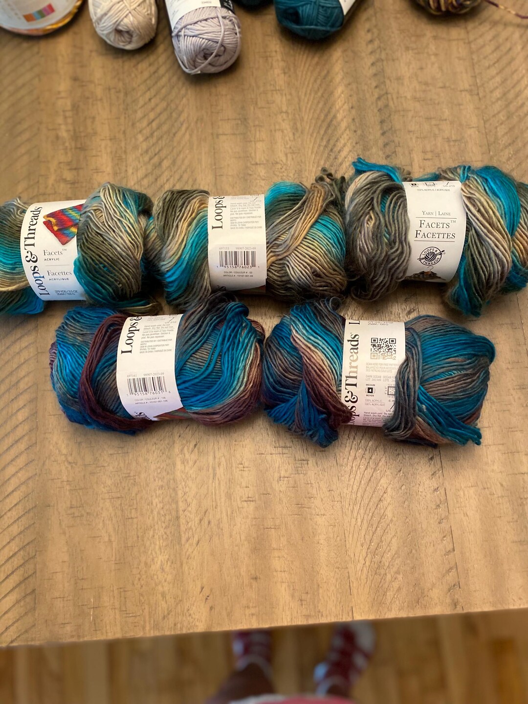 Five Skeins Lot of Yarn Loops and Thread New/ Two Colors - Etsy