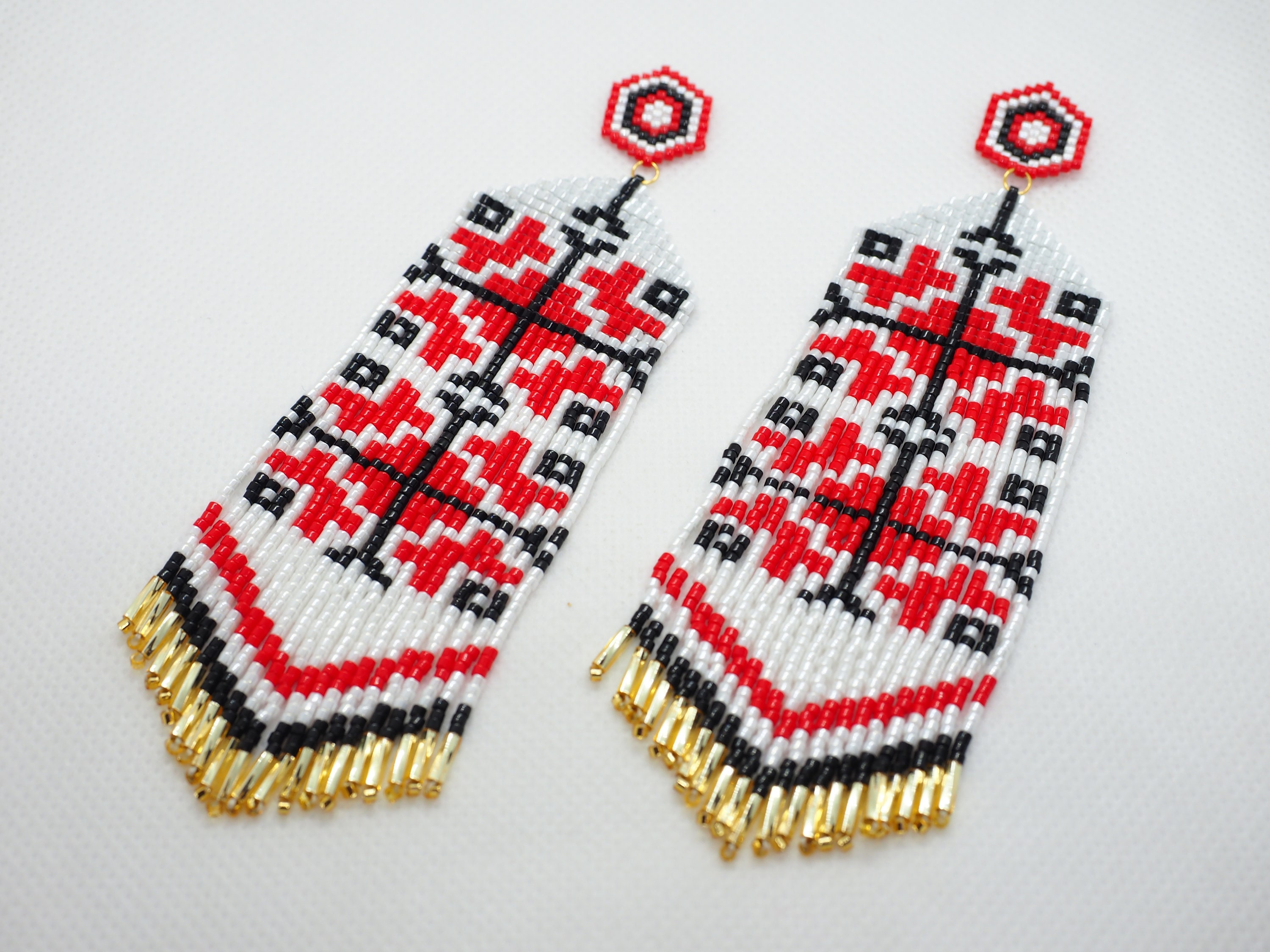 Pendientes flores miyuki / floral miyuki earrings / pendientes dorados ...