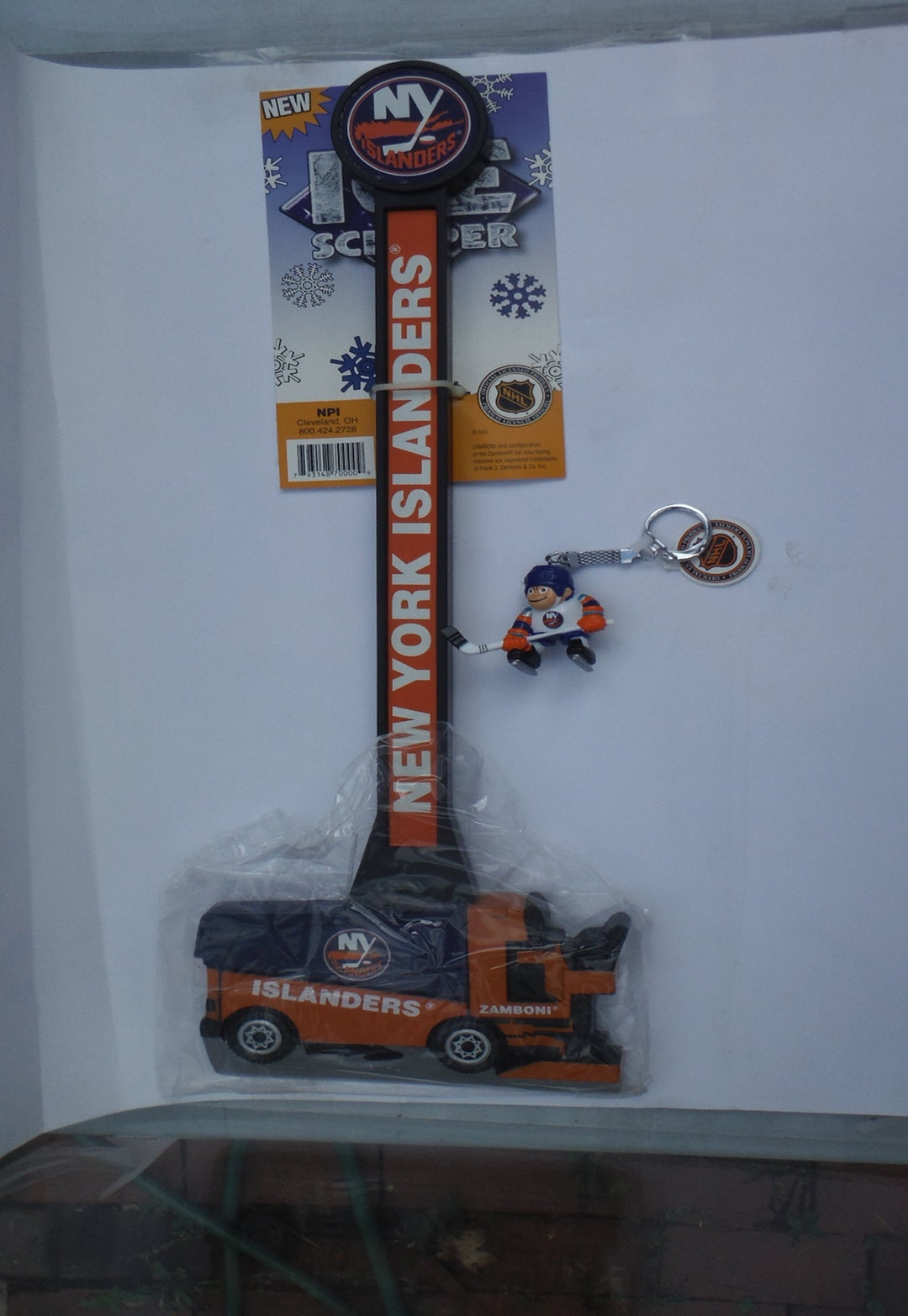 New York Islanders Zamboni Ice Scraper and Lil' Brat Key Chain - Etsy UK