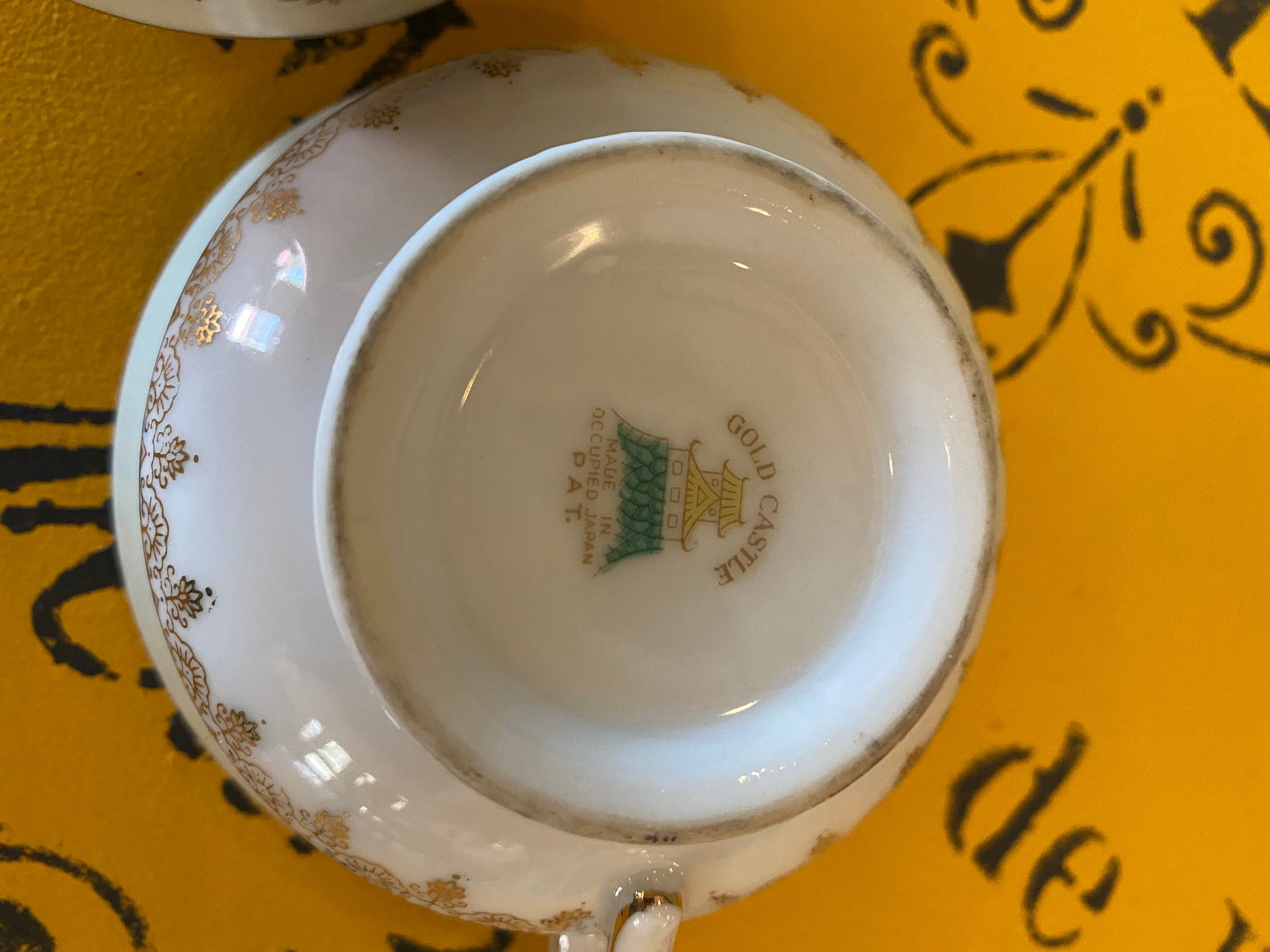 2 Vintage GOLD CASTLE Made in Japan Yellow Floral Gold Rim Tea - Etsy