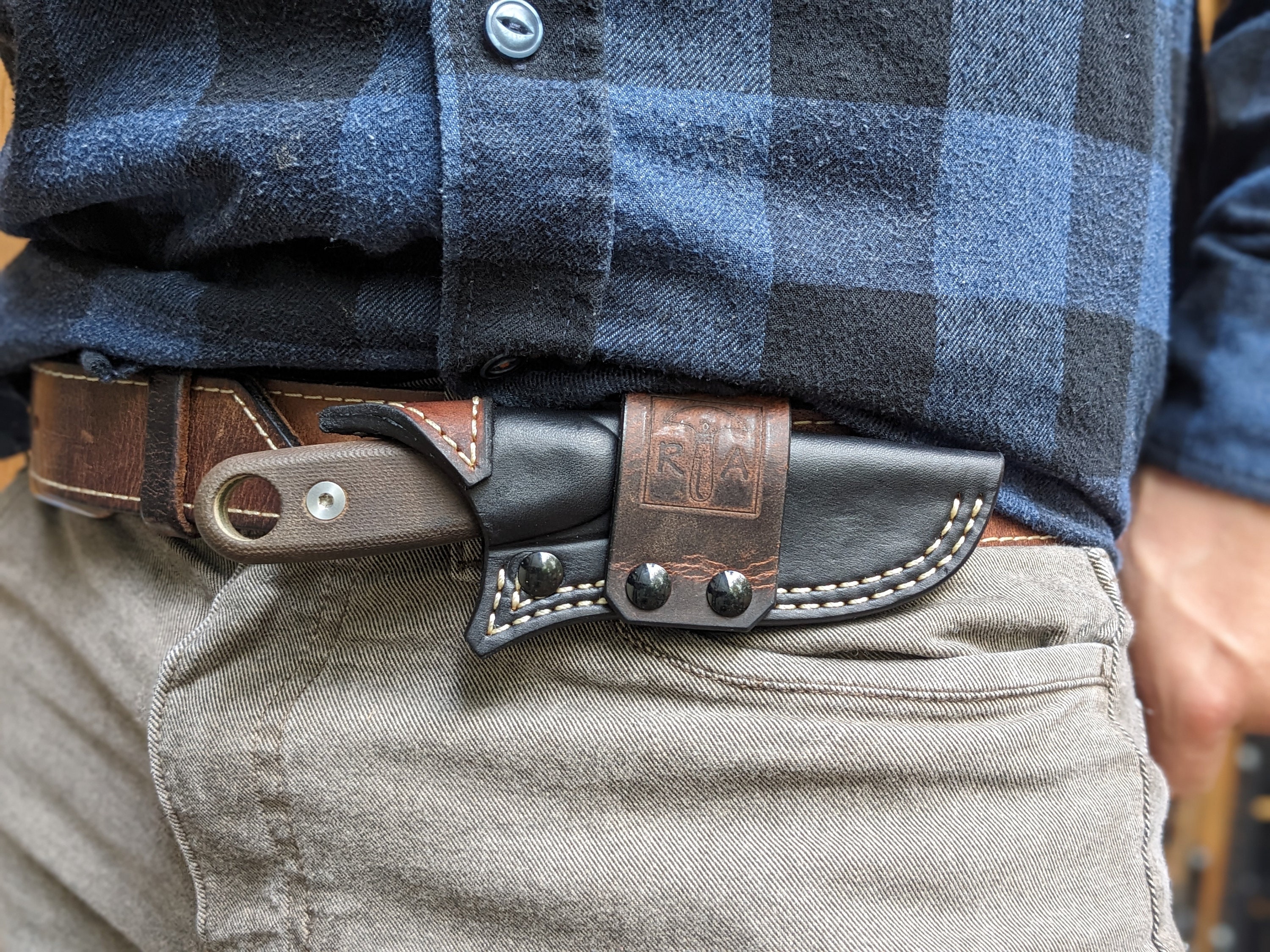 Esee Izula 2 leather scout sheath. Scout Ant design