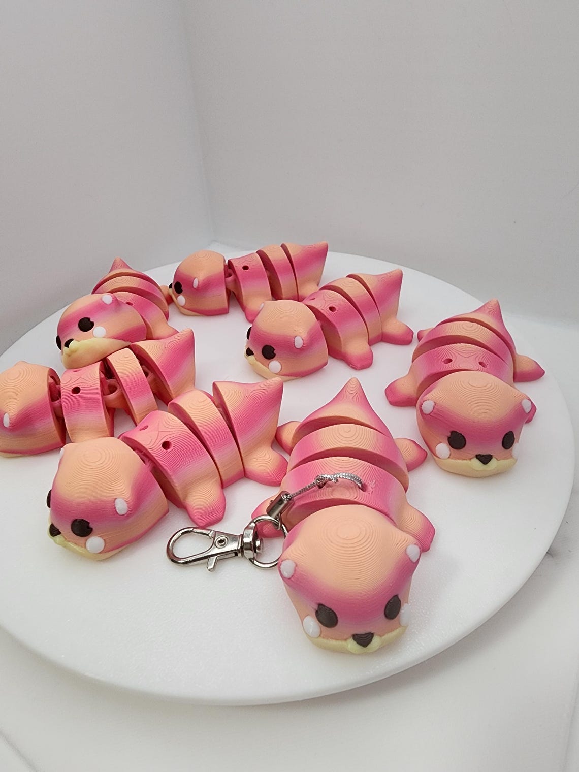 Pink Gradient Summer Color Articulated Otter Keychain – 3D Printed ...