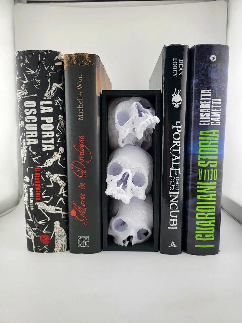 3 Skulls Book Nook | 3D Printed Gothic Bookshelf Diorama - Etsy