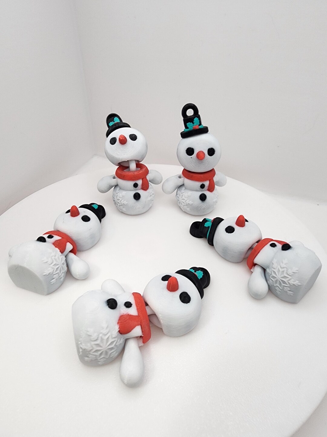 Articulated Flexible Snowman Keychain – 3D Printed Winter Holiday ...
