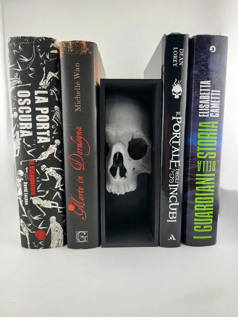 Skull Book Nook | 3D Printed Gothic Bookshelf Diorama - Etsy