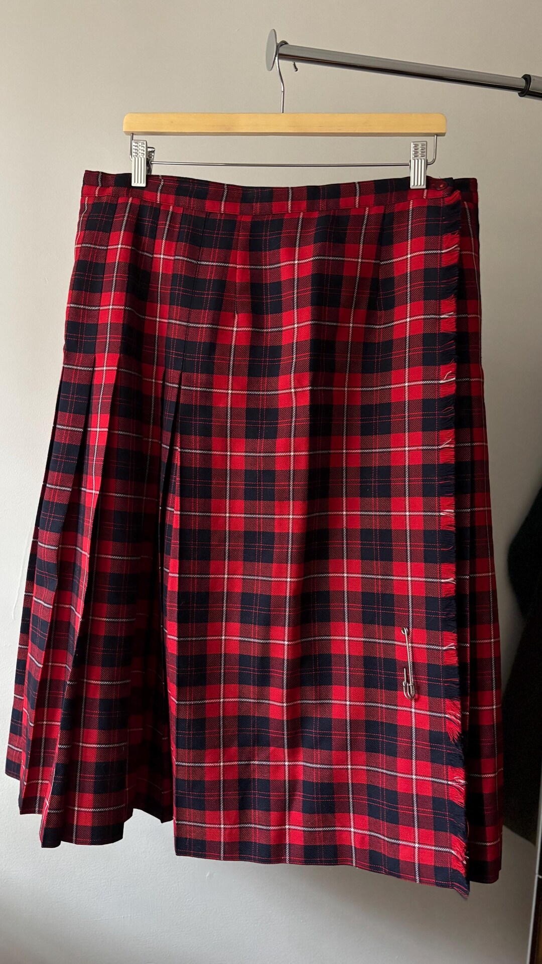1990s Pleated Wool Maxi Skirt, 36" | Vintage Canadian-made Plaid Kilt ...