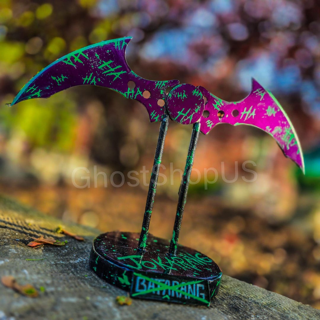 Ł Batarang ł Clown ł Arkham Series ł Unofficial ł Replica ł Cosplay ...