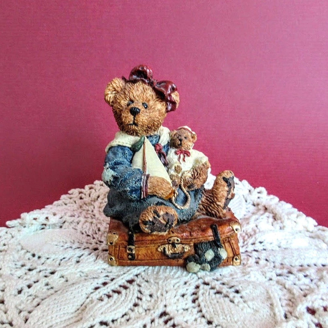 Bailey Bear With Suitcase - Boyds Bears & Friends Figurine - A Journey ...
