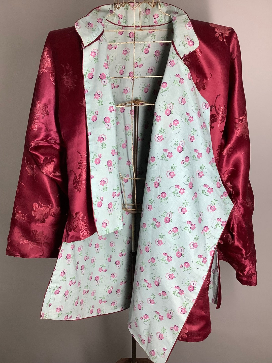 Vintage 1930s 40s Silk Damask Jacket Chinese Oriental Raspberry Pink ...