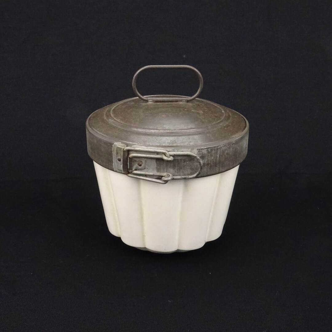 Old Ceramic and Metal Pudding Mold / Kitchen Decoration / Old Crockery ...