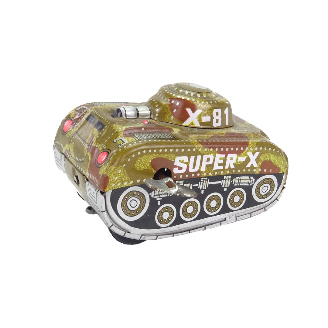 Mechanical Tank Tin Toy Made in Japan / Collection of Old Metal Toys ...