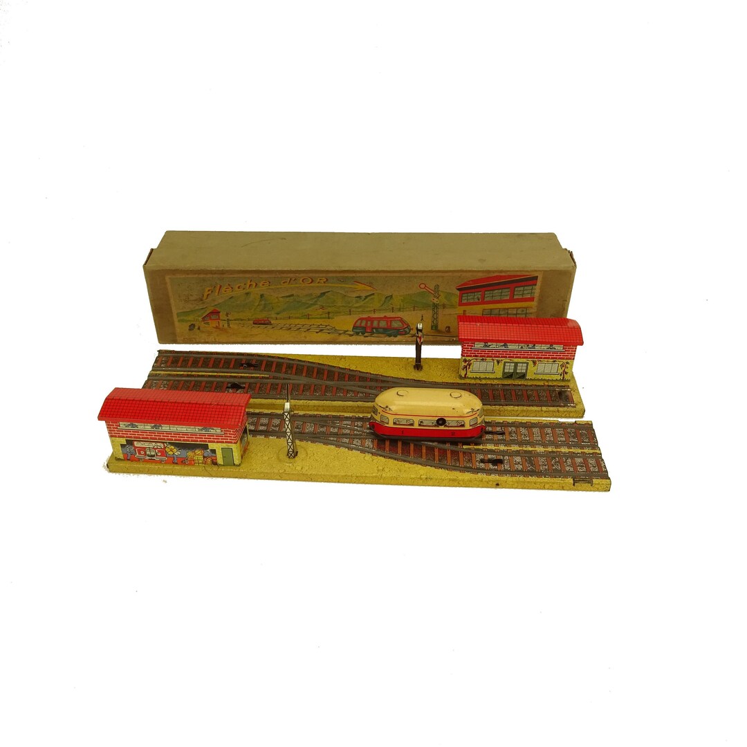 The Golden Arrow Railcar Toy / Sheet Metal Train / Vintage Old Toy ...