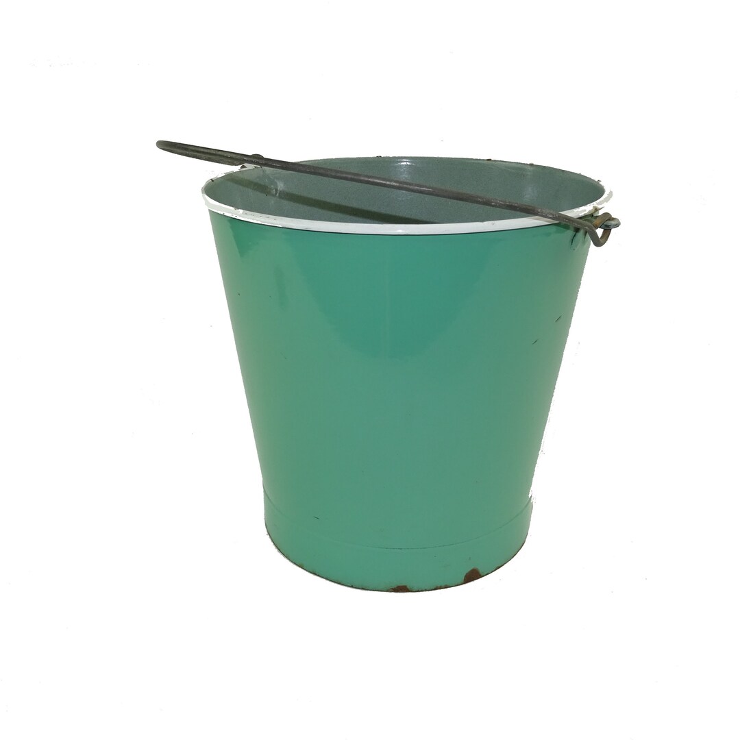 Old Bucket in Enamelled Sheet Metal / Vintage Kitchen Decoration ...