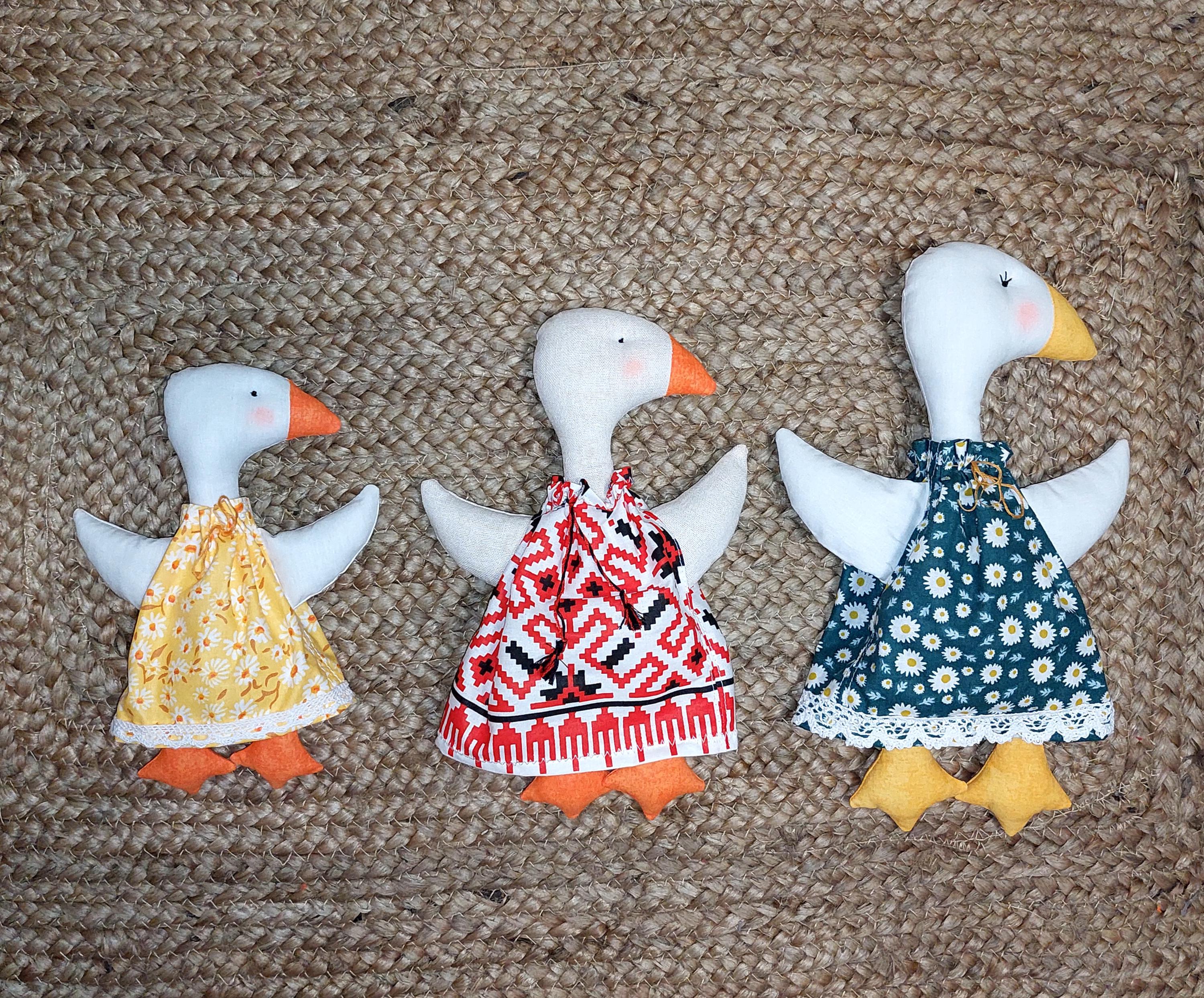 Goose Sewing Pattern PDF, Gosling Toy Clothes, Decor Stuffed Goose DIY ...