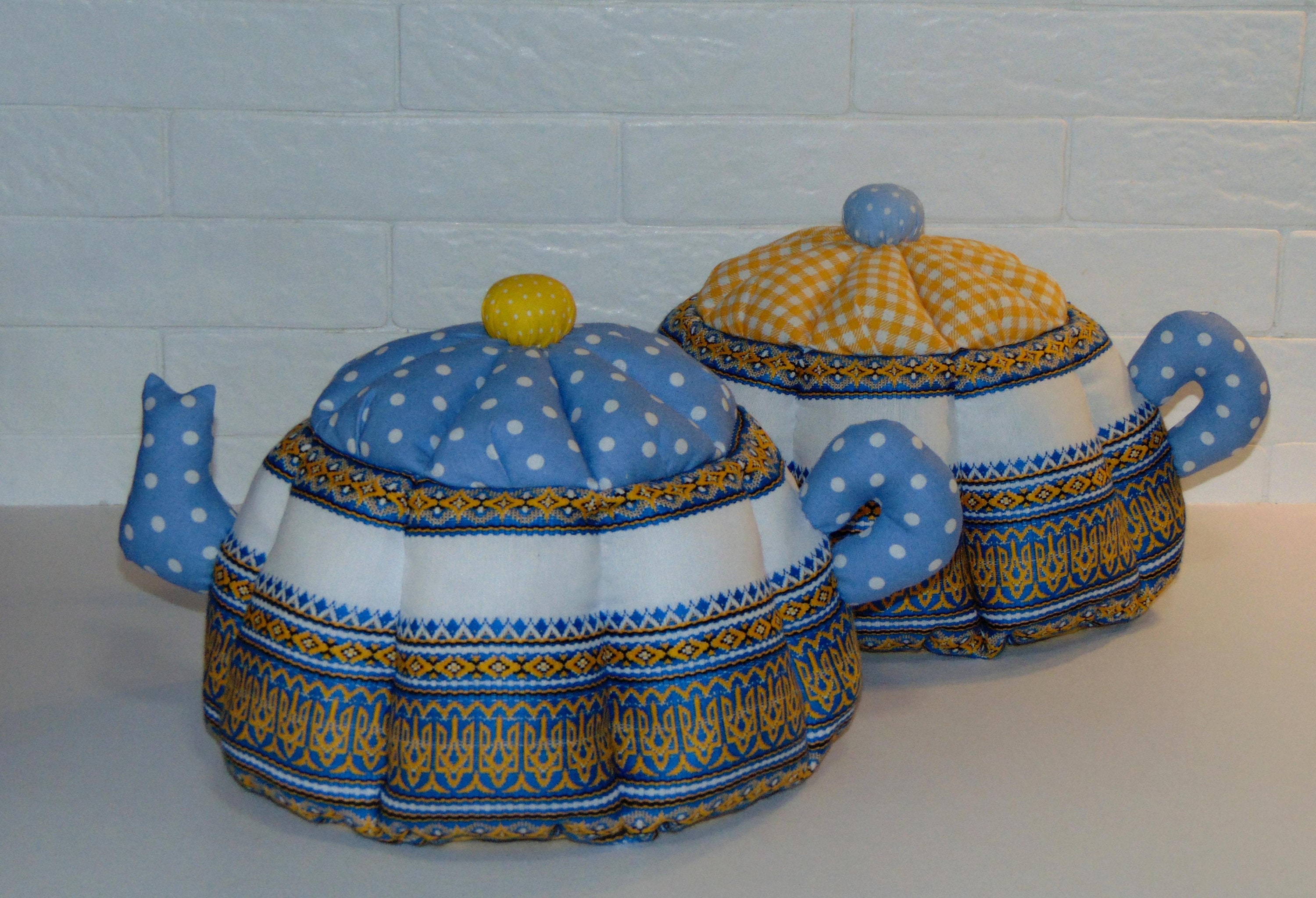 Ukrainian Teacozy With National Coat of Arms, Yellow and Blue Teapot ...