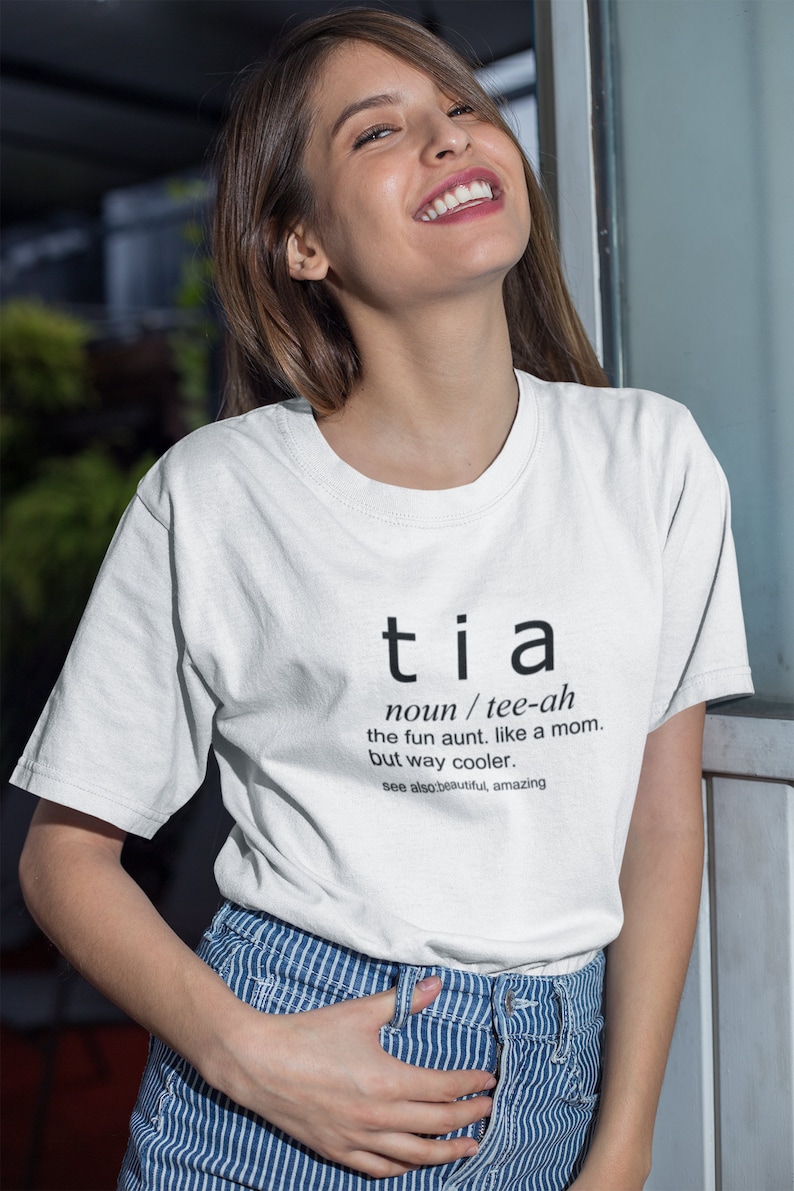 Portuguese Tia Definition T-shirt, Fun Aunt Gift - Etsy