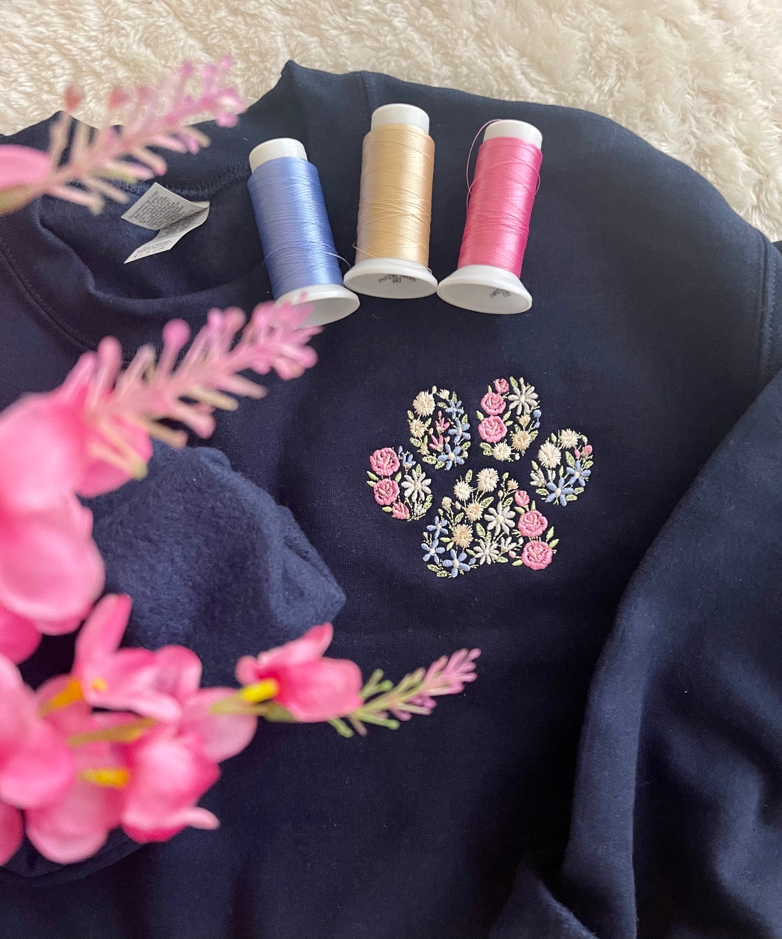 EMBROIDERED PAW PRINT Sweatshirt Cat Mom Gift Personalized - Etsy