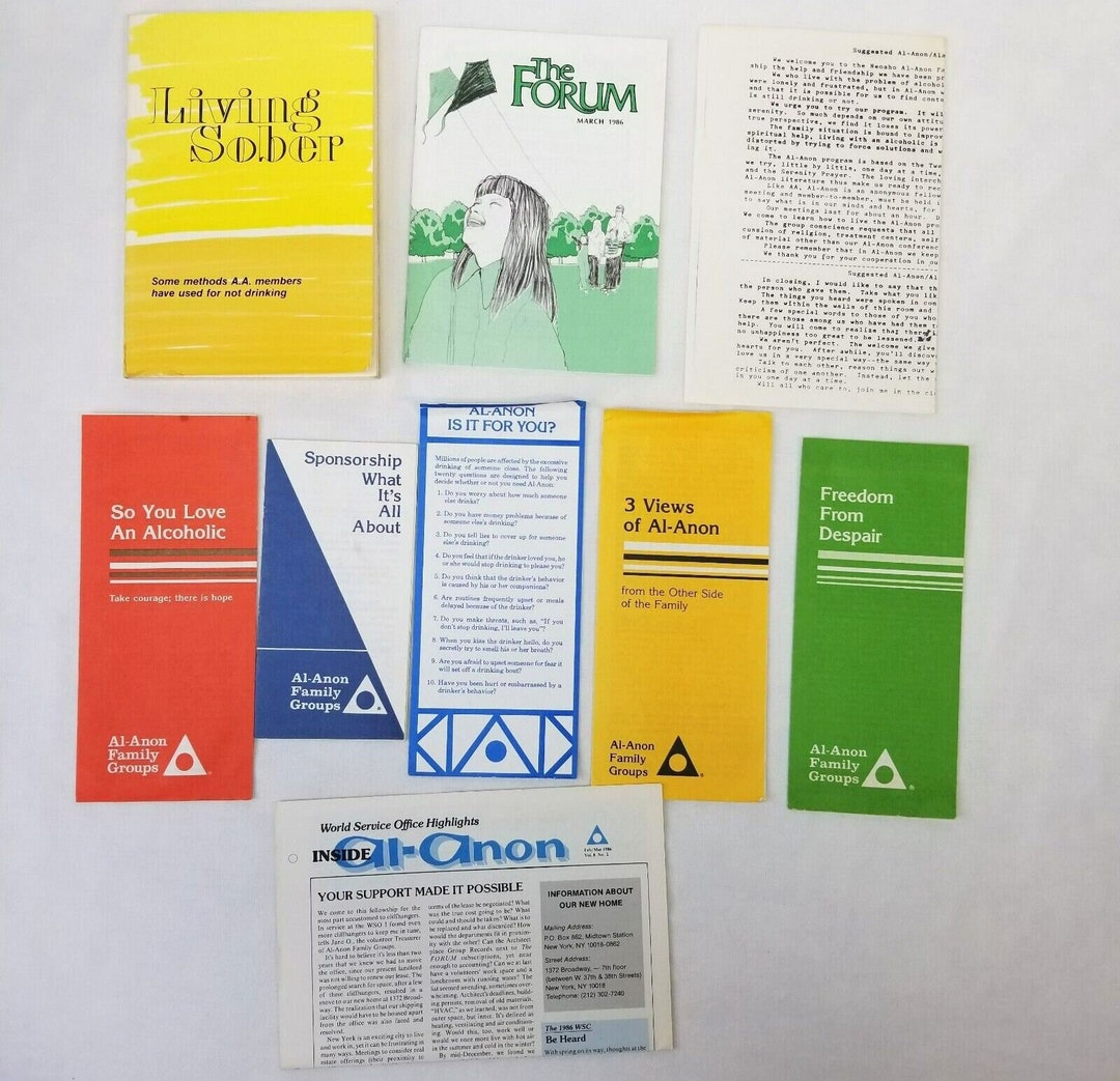 Vintage Alcoholics Anonymous Lot Pamphlets Al-anon Living Sober AA the ...