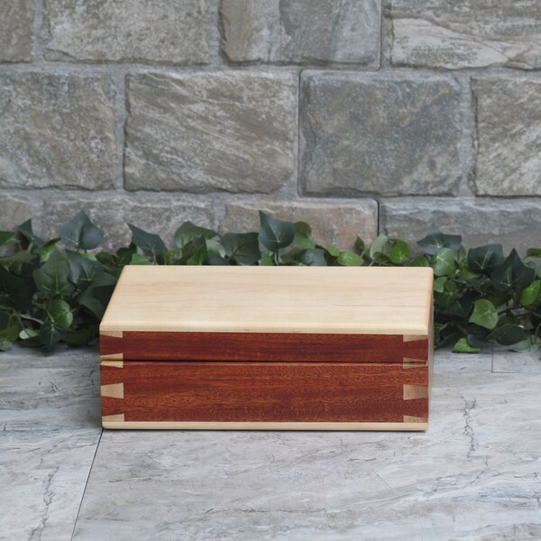 Dovetail Box Svg - Etsy