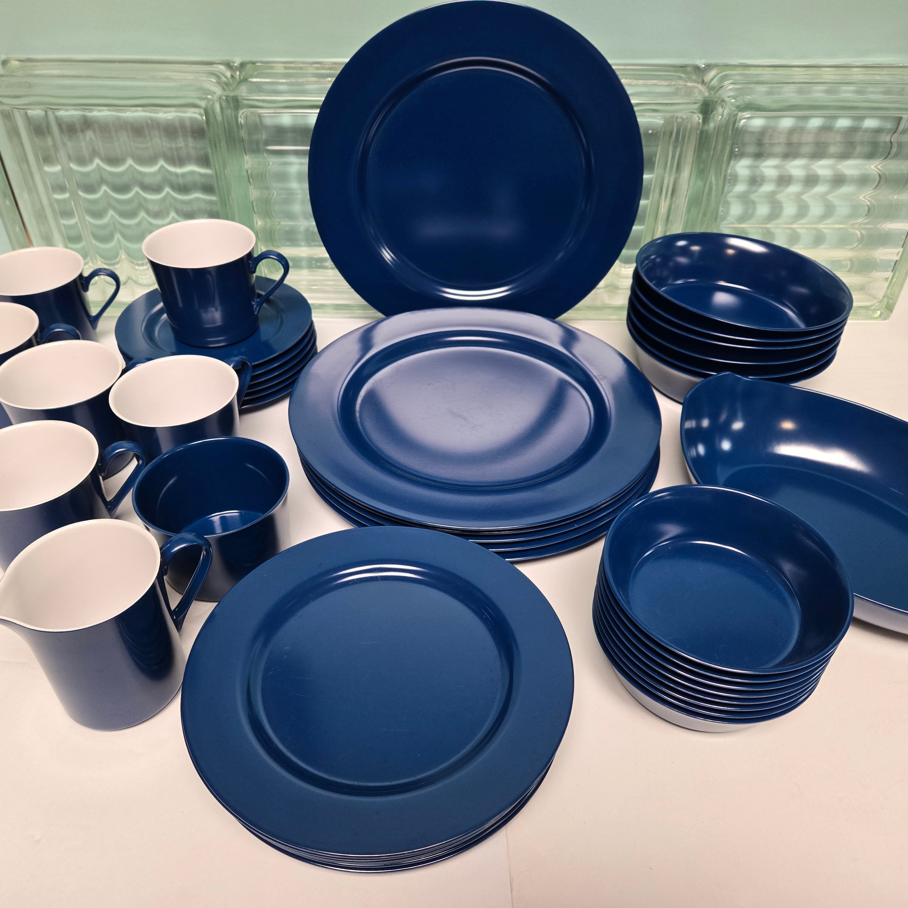 Vintage Oneida Deluxe Dinnerware Complete 41 Pieces for 6 Settings Blue ...