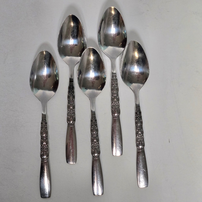Vintage Oneida Silver Flatware: Northland Rebecca Stainless Replacement ...