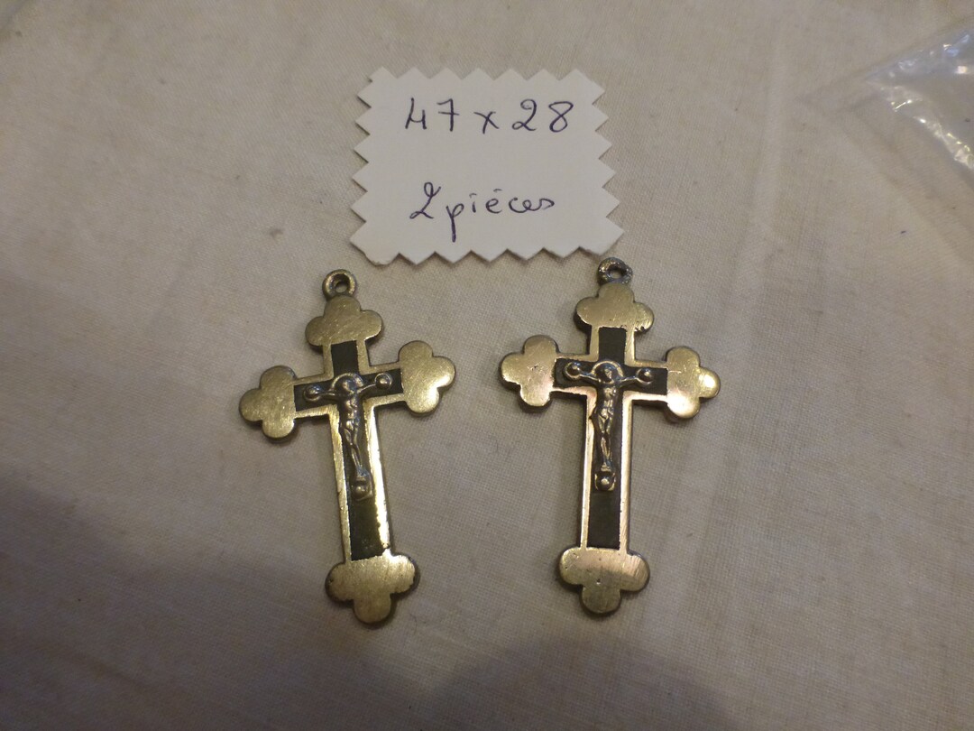 Set of 2 Very Old Crosses With Trefoil End in Silver Christ Metal - Etsy